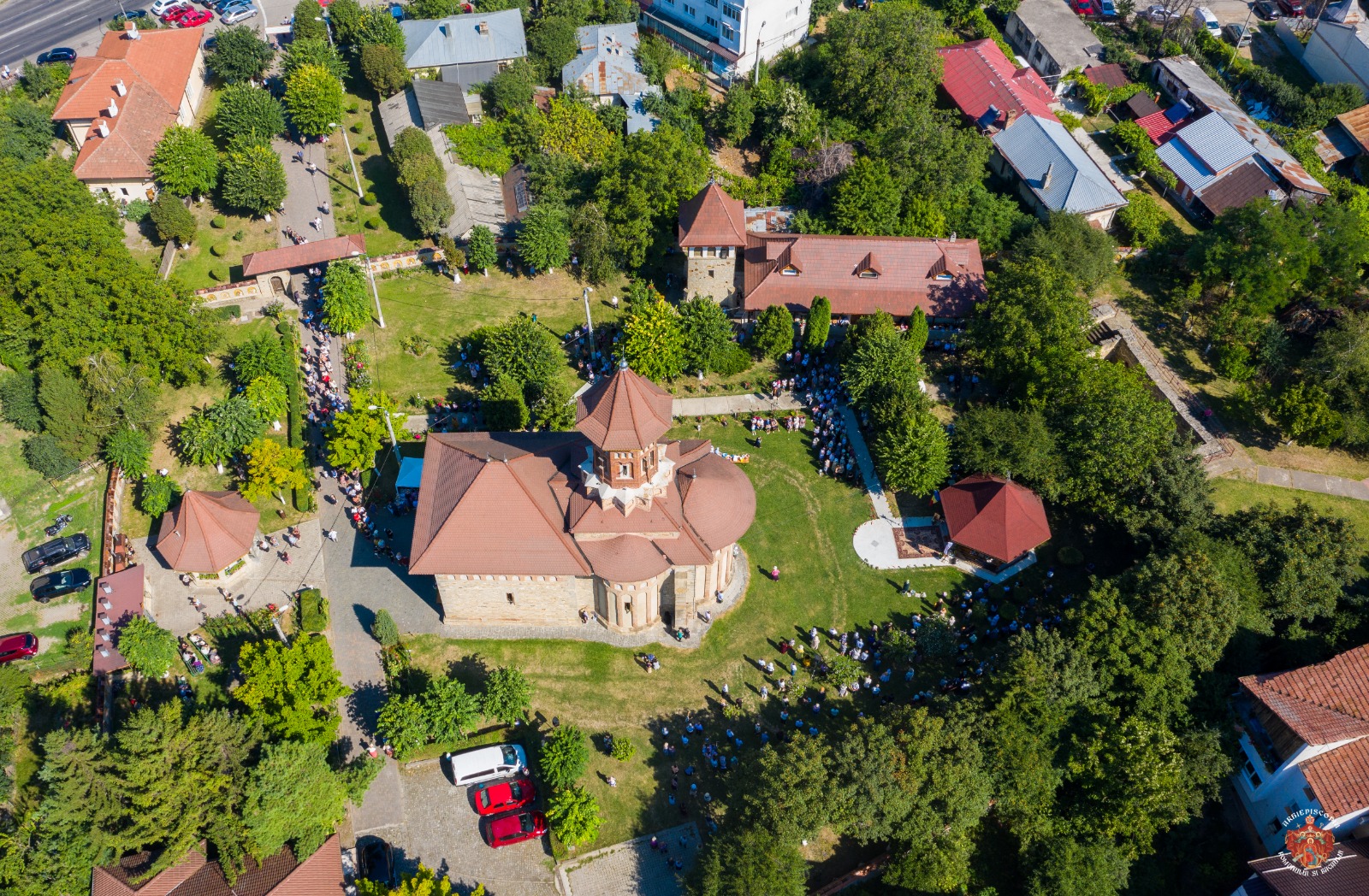 Hramul Adormirii Maicii Domnului serbat la parohia Precista din Bacău ...